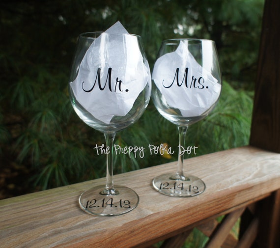 Mr And Mrs Personalized Red Wine Glass Set Etsy