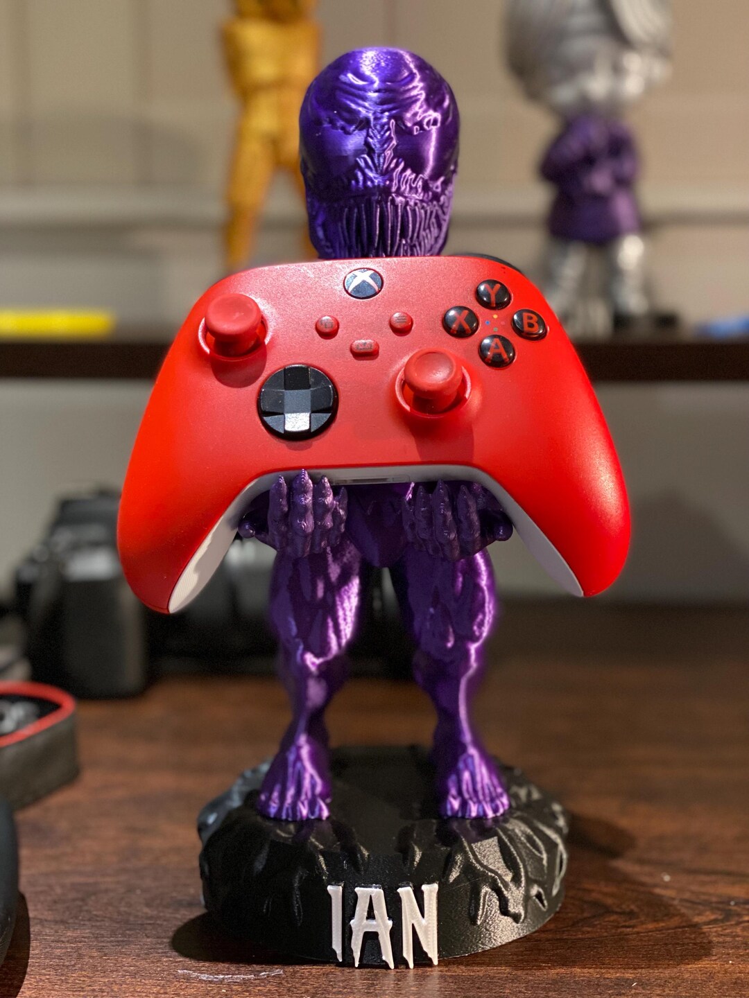 Venom Controller/cellphone Stand With Customized Name Metallic Look - Etsy