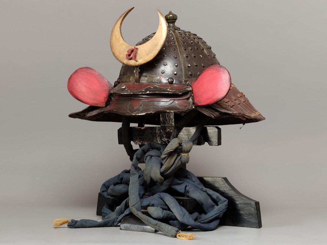 Wabi-sabi Vintage Samurai Helmet Kabuto Replica With Stand - Edo ...