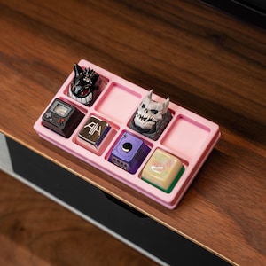 Customizable Artisan Keycap Tray 4x2 Medium | Display 8 Mechanical ...
