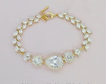 Pearl Wedding Jewelry Wedding Hair Accessoires by adriajewelry