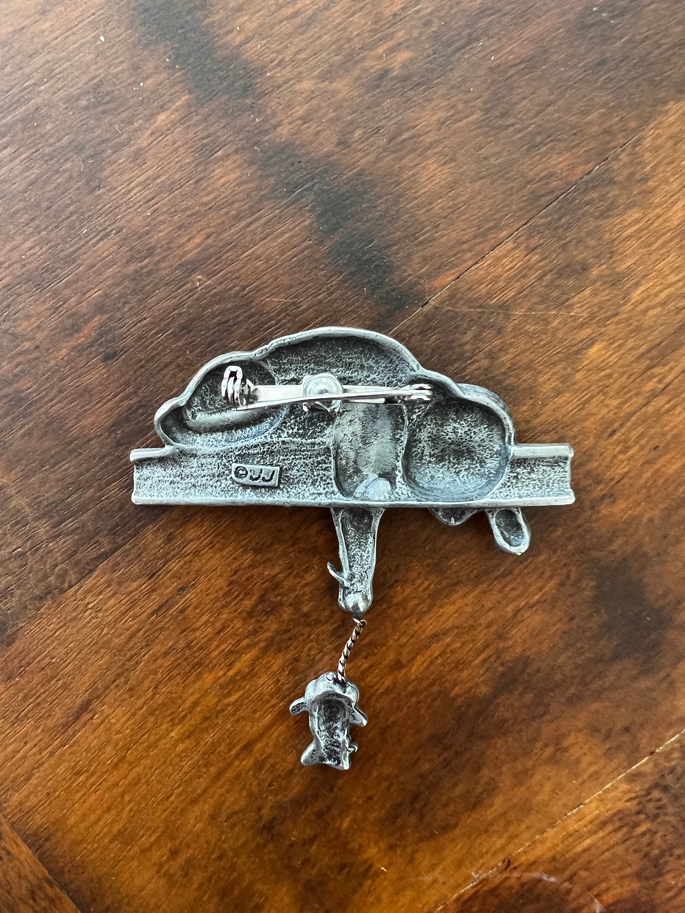 JJ Cat Brooch Playing With a Mouse - Etsy