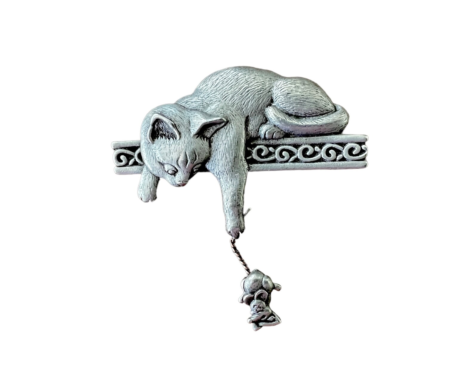 JJ Cat Brooch Playing With a Mouse - Etsy