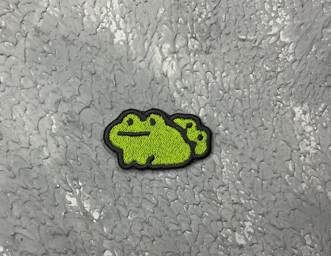 Frogs in Love Embroidered Patch. Cute Frogs Iron on Patch - Etsy
