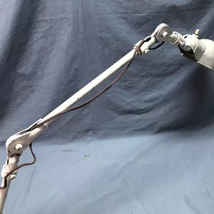 VTG Industrial Shop Work Bench Articulated Light Fixture Table Lamp Old ...