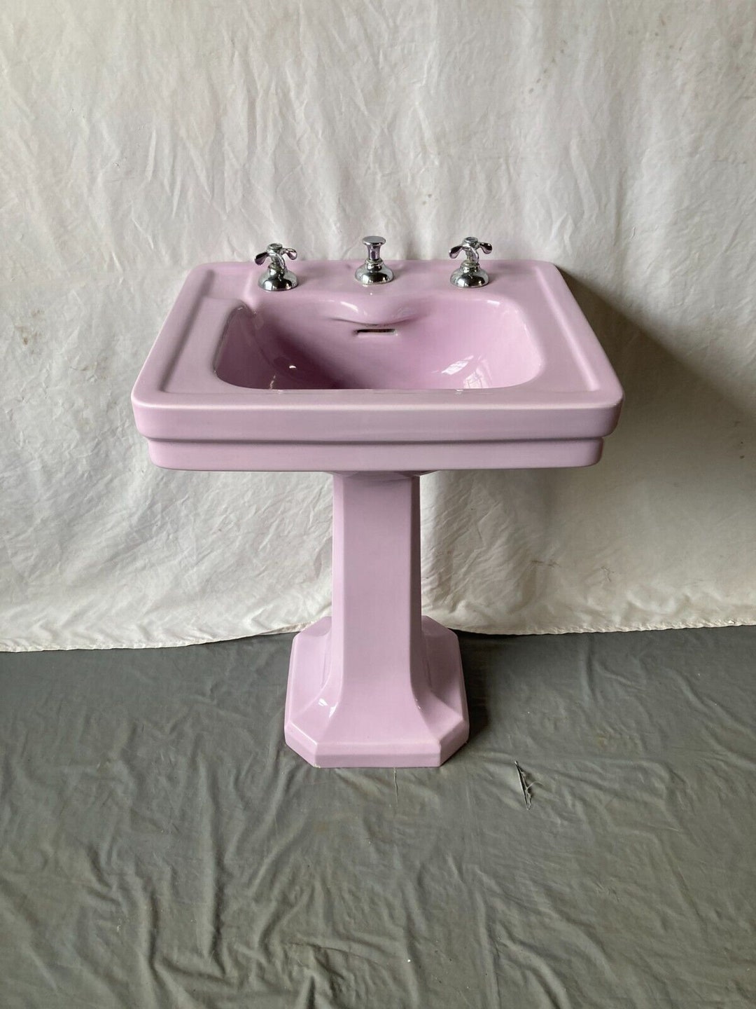 Antique 24x20 Lavender Orchid Pedestal Bath Sink Standard Set Prop AS ...