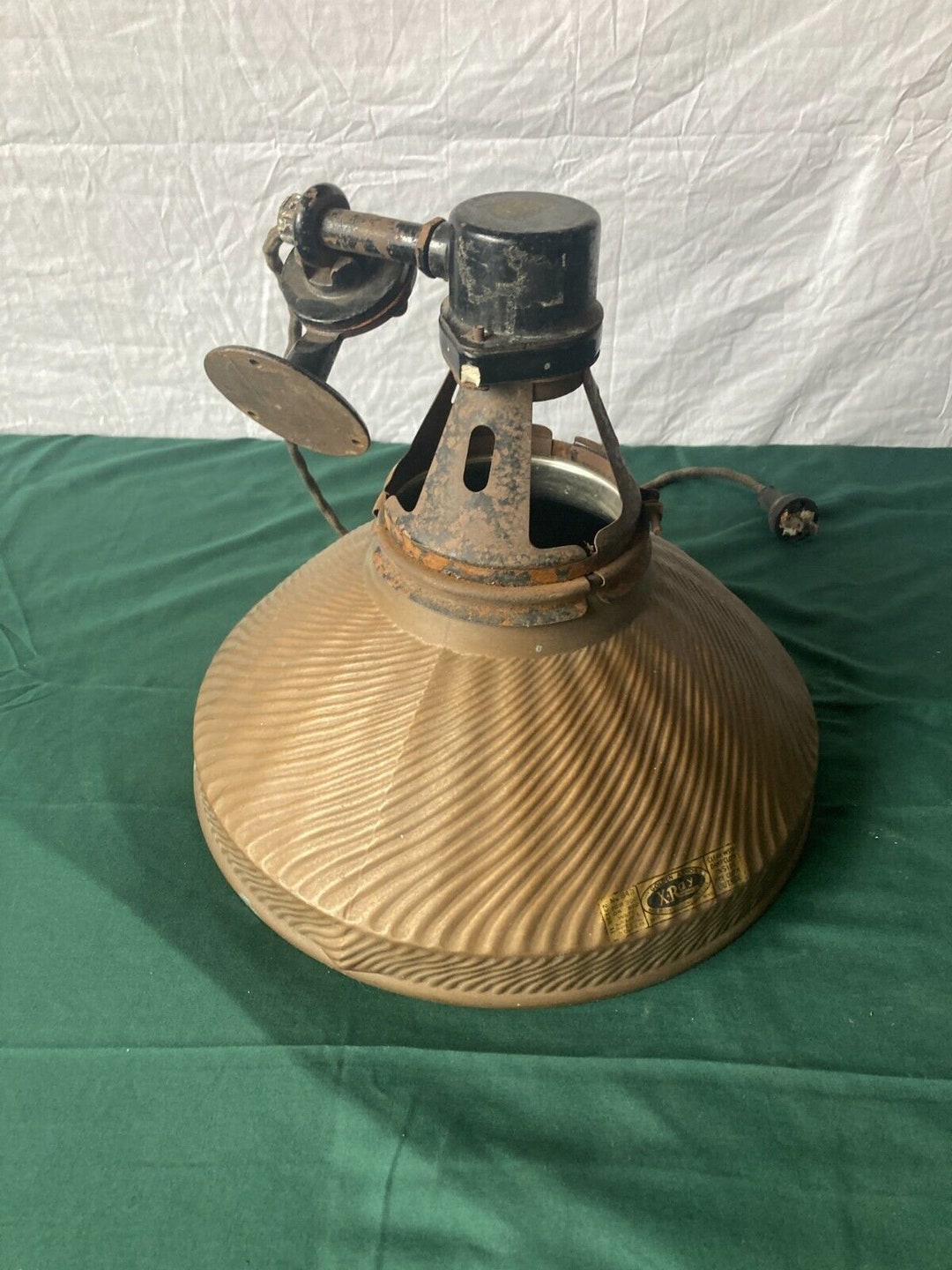 Vtg 13" Industrial X Ray Show Room Flood Light Gold Mercury Shade ...