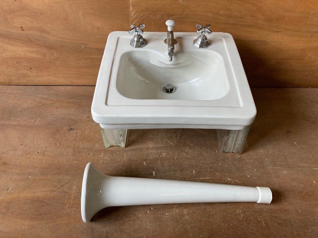 Vtg White Porcelain Peg Leg Sink Old Bathroom Madbury Plumbing Fixture ...