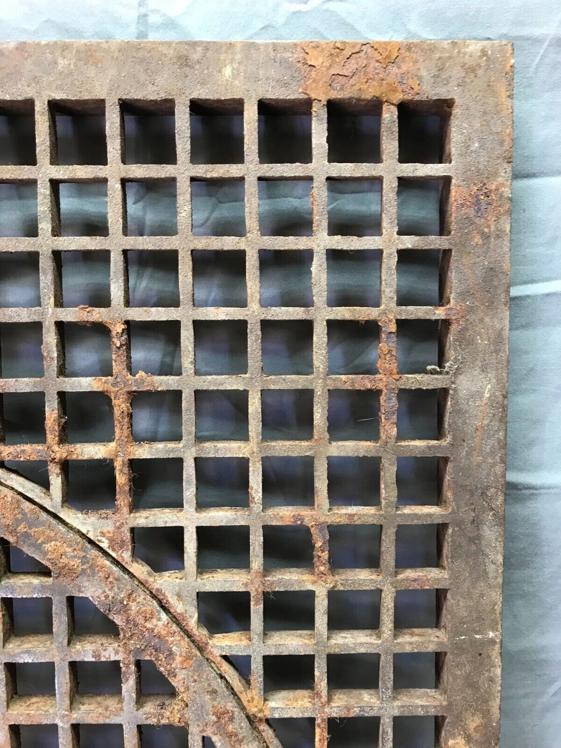 VTG Large 31x37 Cast Iron Grill Cold Air Return Grate Old Rusty Cover ...