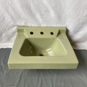 Vintage Sink NOS 20x18 Reclaimed Ceramic Avocado Green Porcelain Bath ...