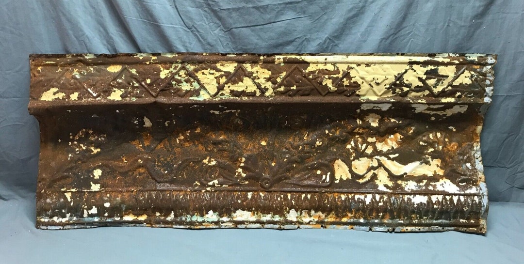 ONE 4 Foot Antique Tin Ceiling Border Architectural Cove Tin Old Rust ...