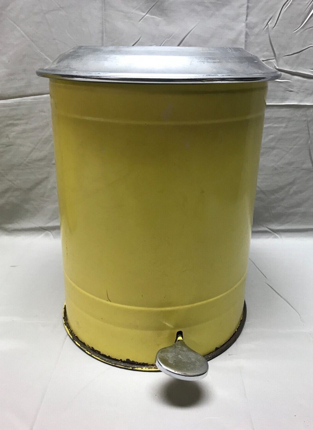 VTG Metal Cylinder Trash Can Waste Basket Flip Top Lid Office Kitchen ...