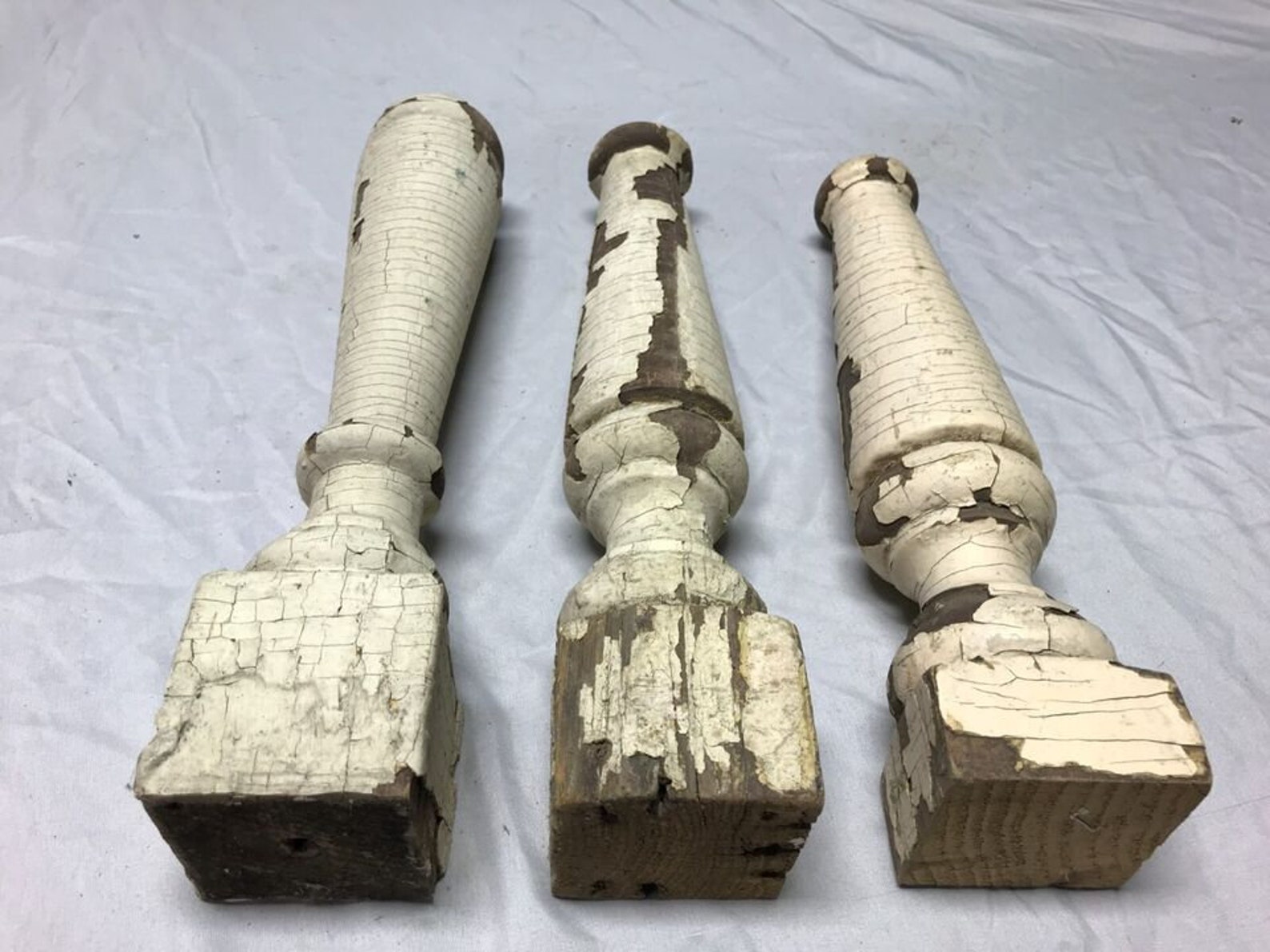 Set 3 Turned Wood Shabby White Spindles Candle Stick Holders Old VTG ...