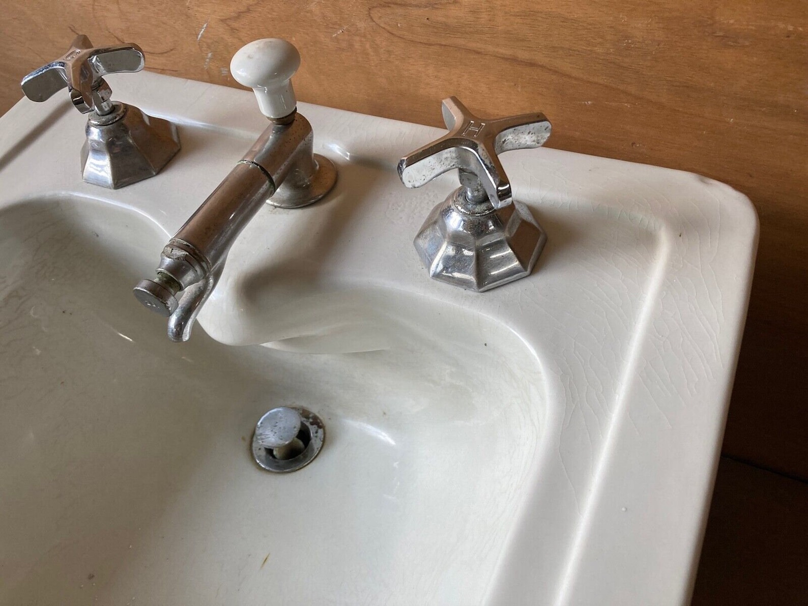 Vtg White Porcelain Peg Leg Sink Old Bathroom Madbury Plumbing - Etsy