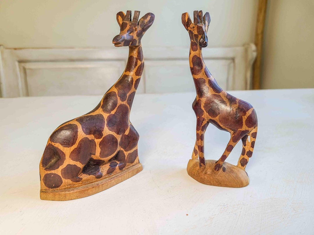 Set of Two Wood Vintage Giraffes Hand-carved in Kenya - Etsy