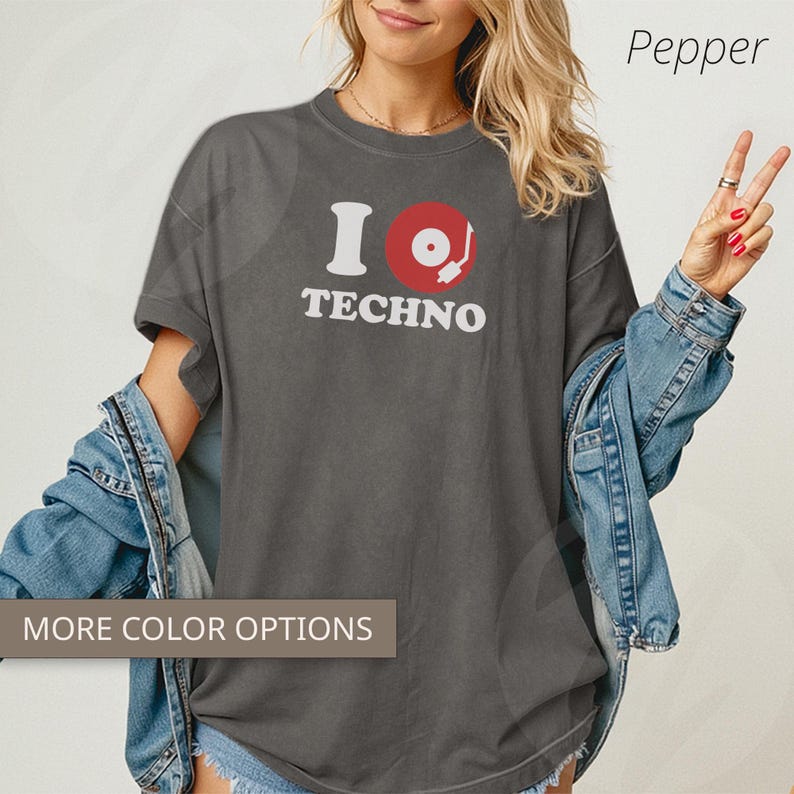 I Love Techno Music T-shirt - Vinyl DJ Electronic Music Fan - Comfort ...