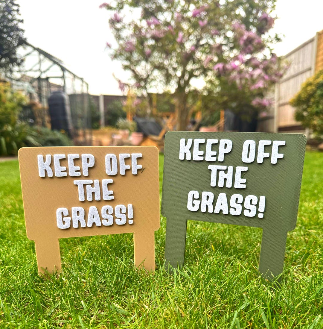 Keep off the Grass! – Fun 3D Printed Garden Sign With Custom Colours - Etsy