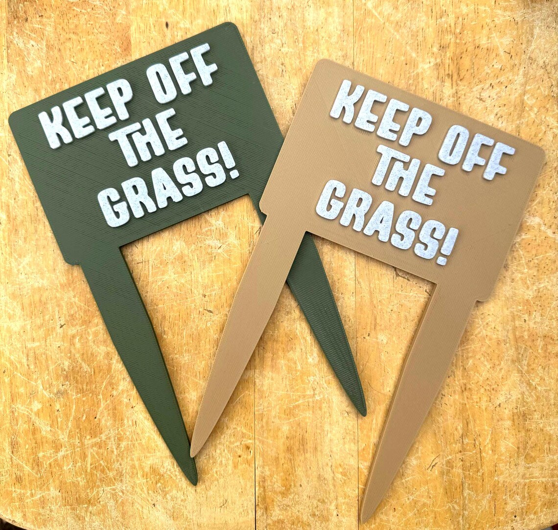 Keep off the Grass! – Fun 3D Printed Garden Sign With Custom Colours - Etsy