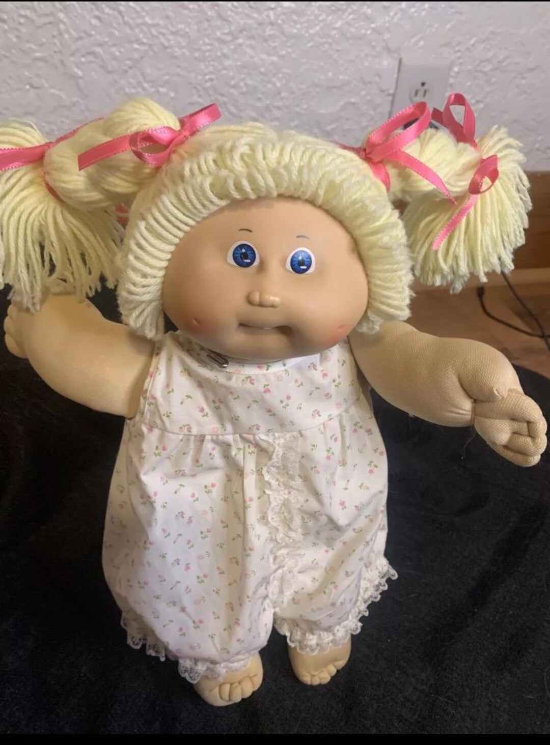Cabbage Patch Kid 1985 Girl Blonde Hair Blue Eyes One Tooth Kid HM 8 ...