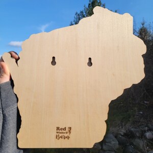 Wisconsin Distilleries Map- With Wood Barrel Cutouts to Mark the Ones ...