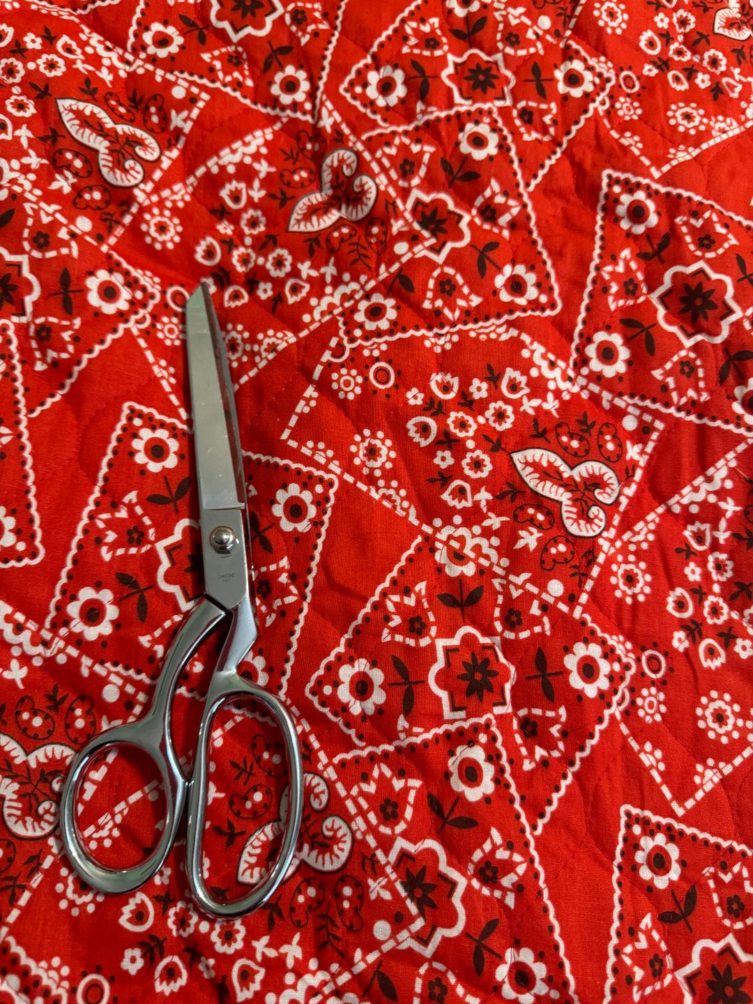 Pre-quilted Bandana Print- Vintage Fabric 70s Cowboy Red Western West ...