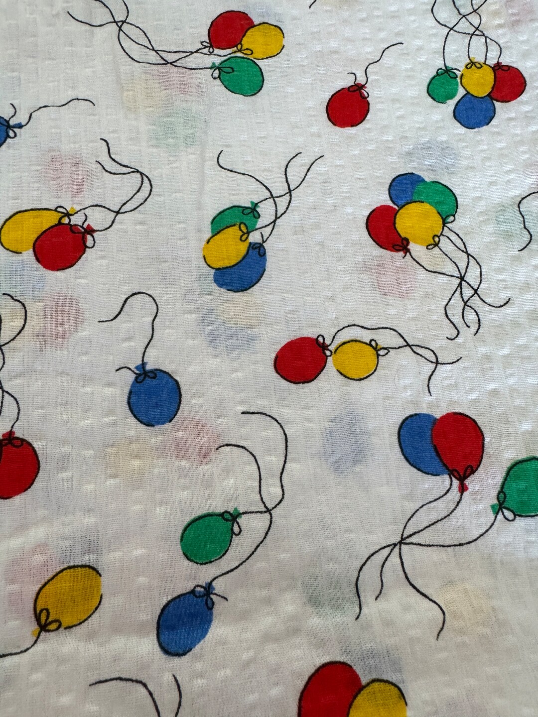 Primary Color Balloons Vintage Fabric Birthday Party Circus Carnival ...