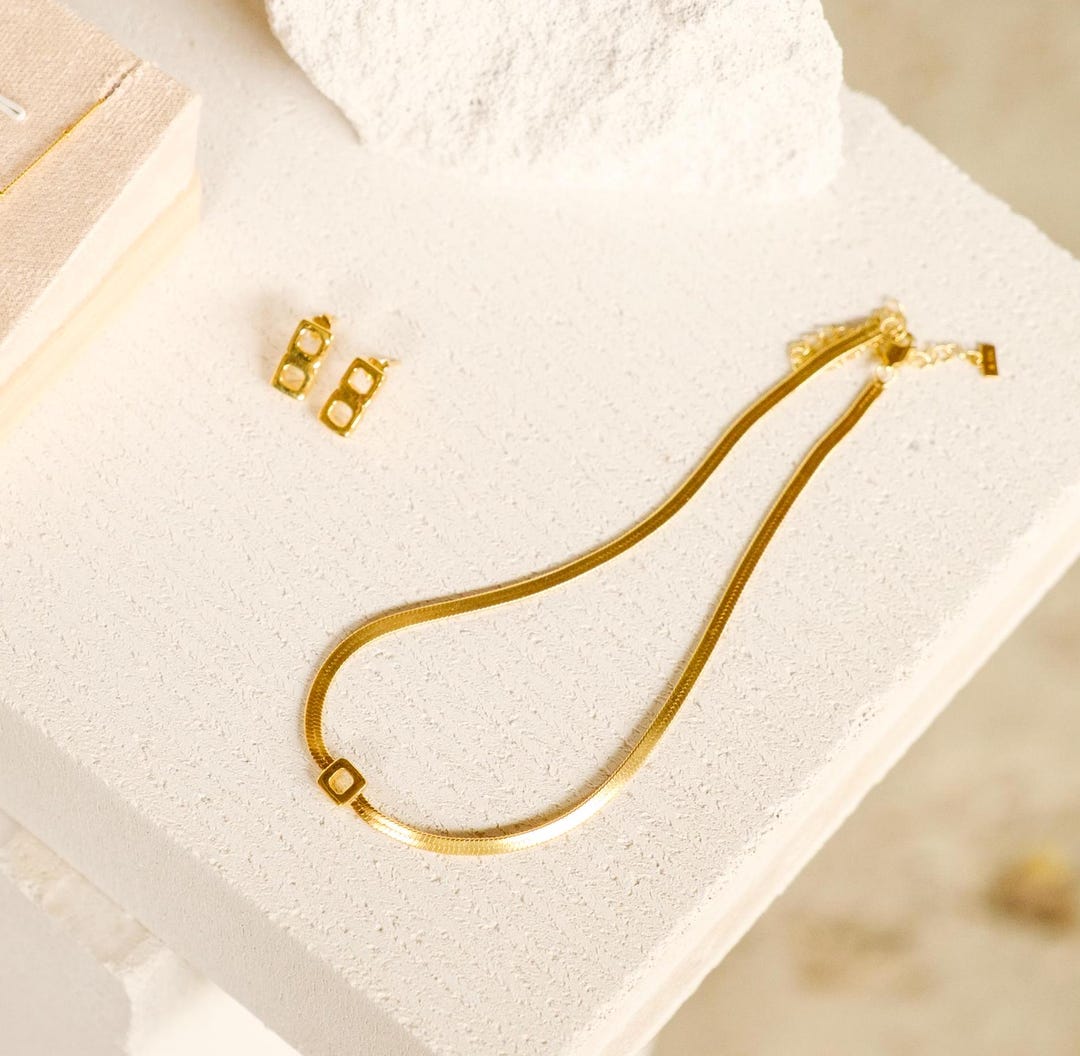 18k Gold Vermeil Herringbone Choker – Ancient Egypt Minimalist Necklace ...
