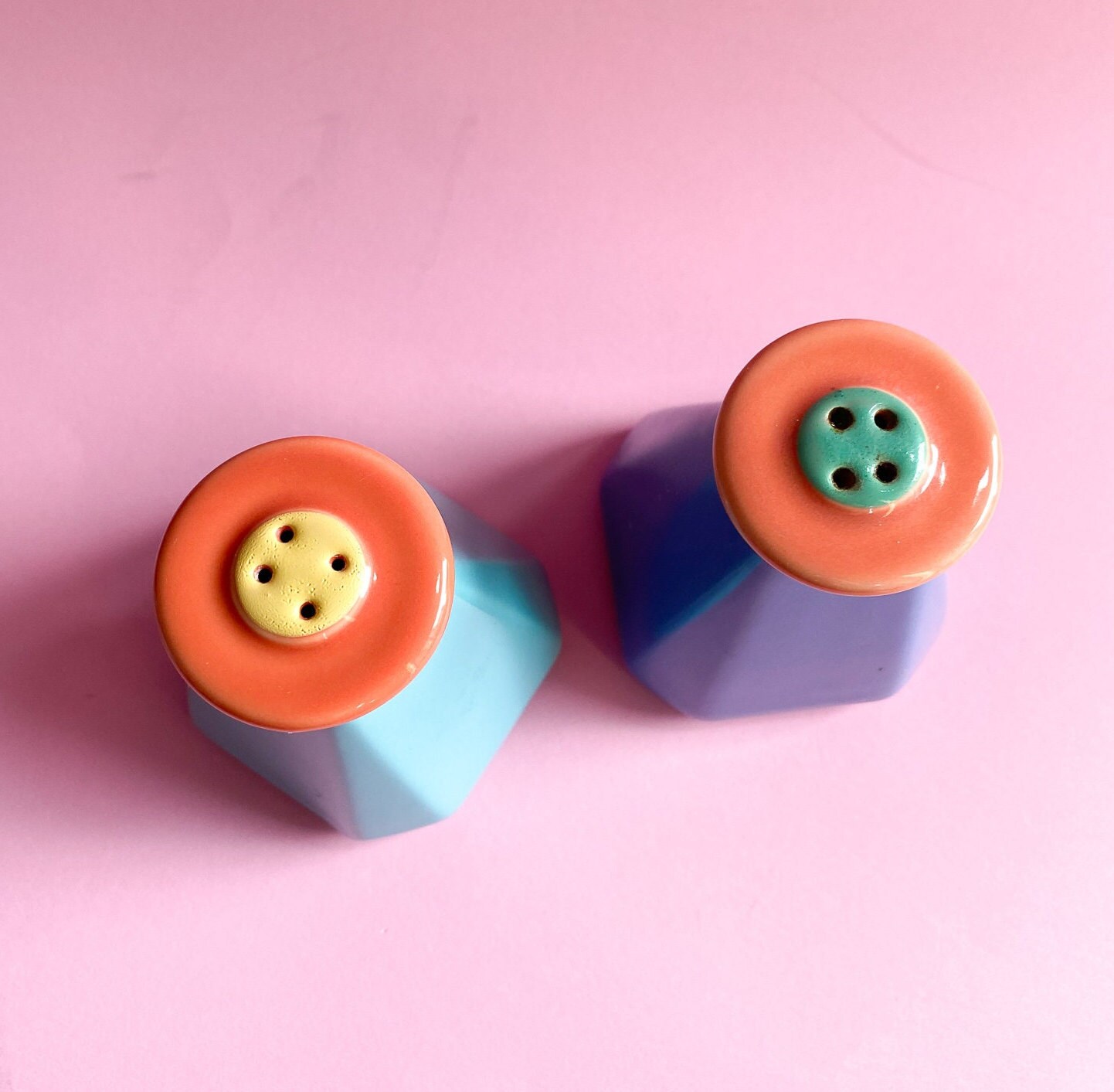 Vintage Lindt-stymeist Colorways Salt and Pepper Shakers / Mid Century ...