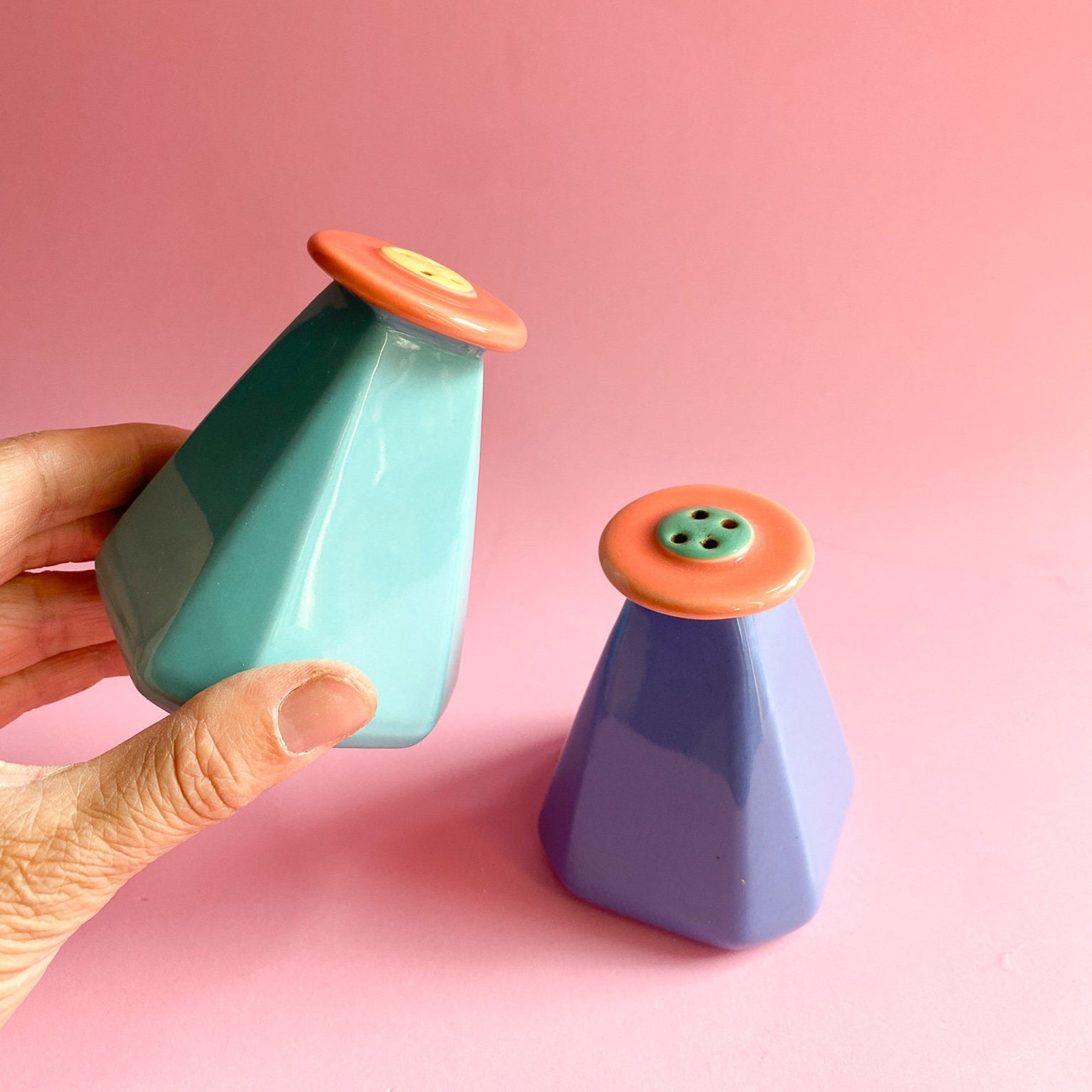 Vintage Lindt-stymeist Colorways Salt and Pepper Shakers / Mid Century ...