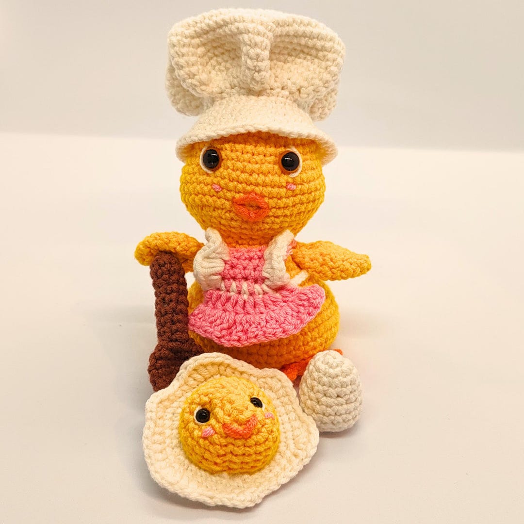 Crochet Chef Chick Amigurumi Pattern, Chicken With Clothes (PDF) - Etsy