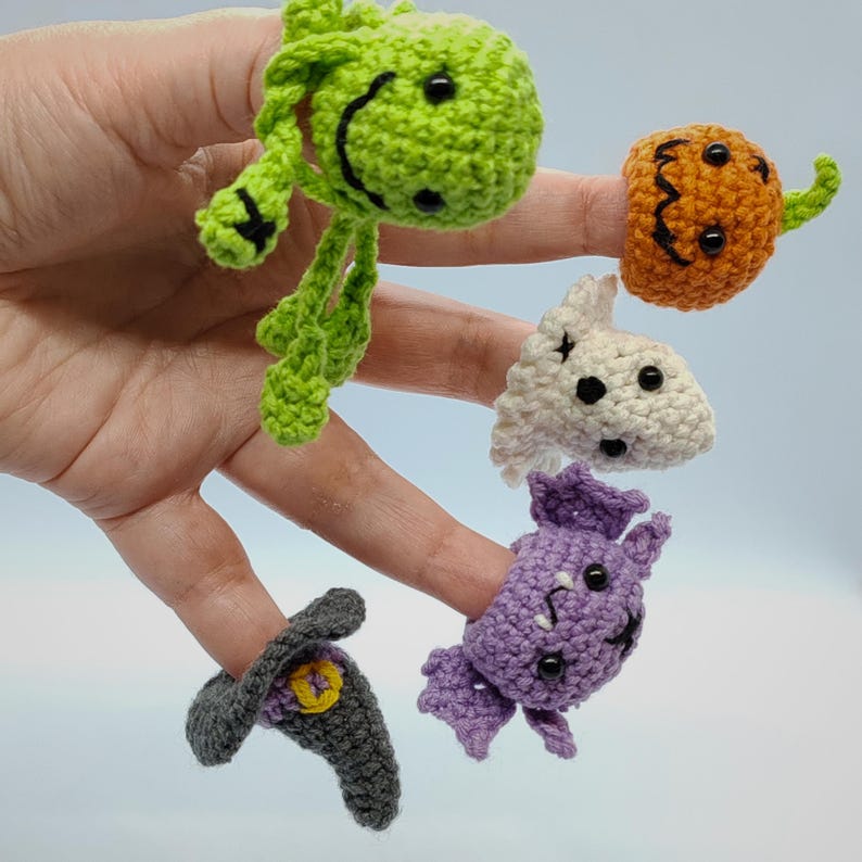 Crochet Halloween Finger Puppets Pattern – Amigurumi Ghost, Pumpkin ...