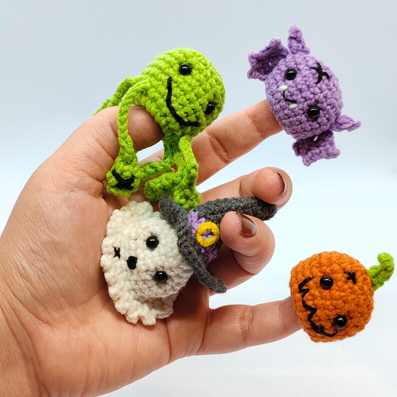 Crochet Halloween Finger Puppets Pattern – Amigurumi Ghost, Pumpkin ...
