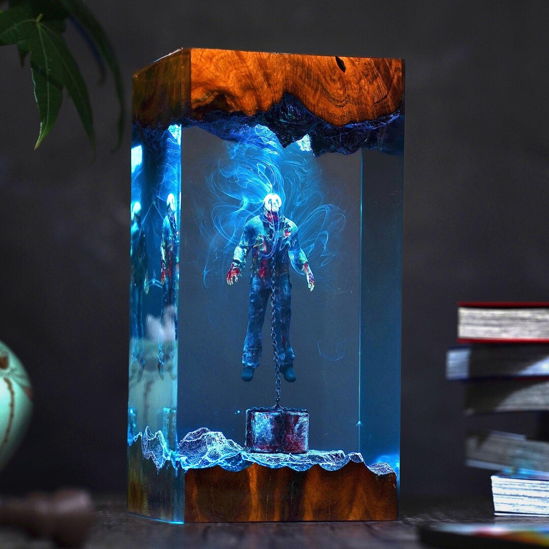 Horror in Chains Horror Resin Lamp, Horror Voorhees Lamp, LED Night ...