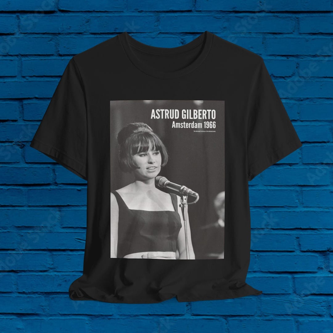 Astrud Gilberto!