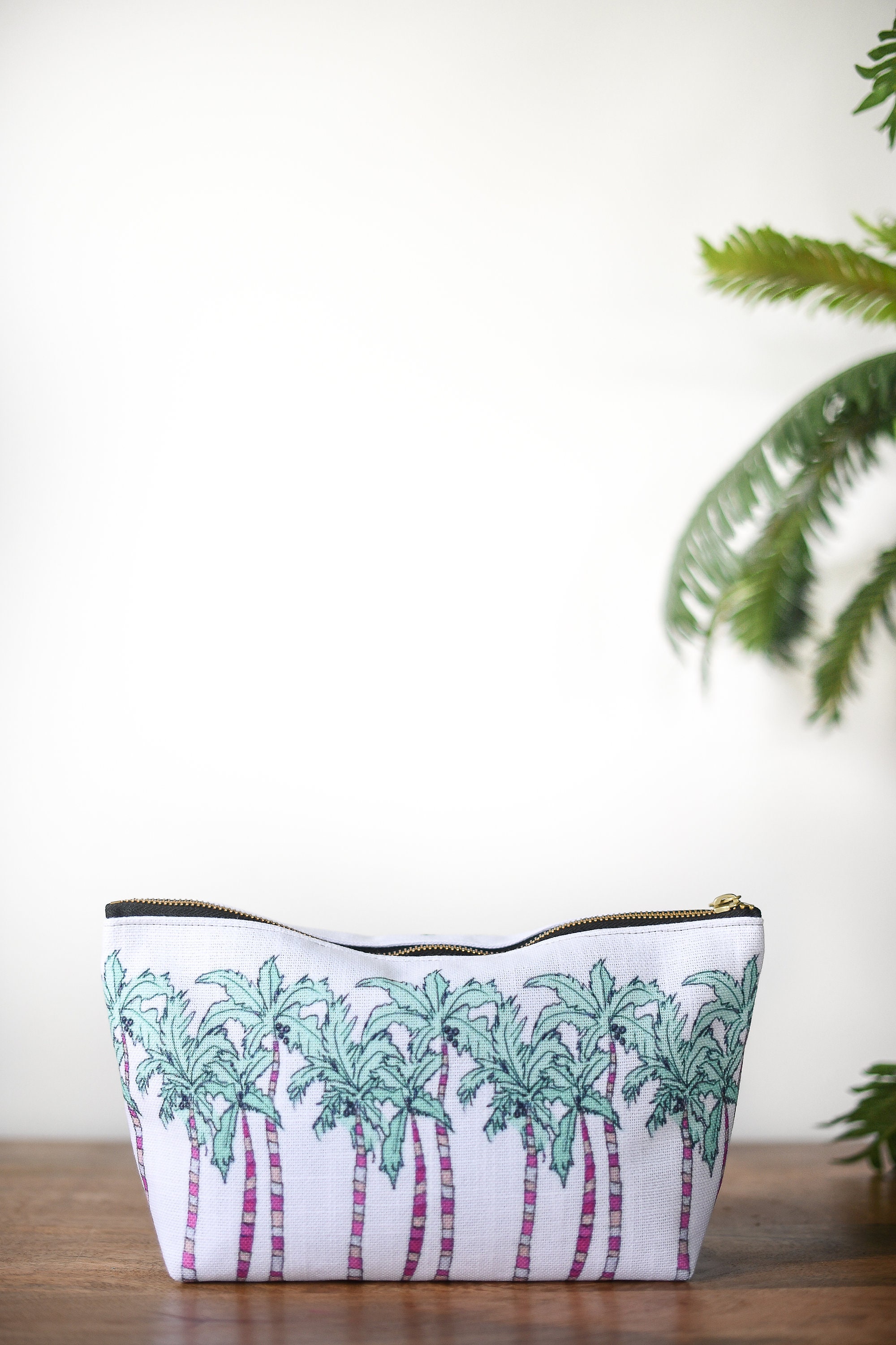 zipper pouch palm tree tropical print
