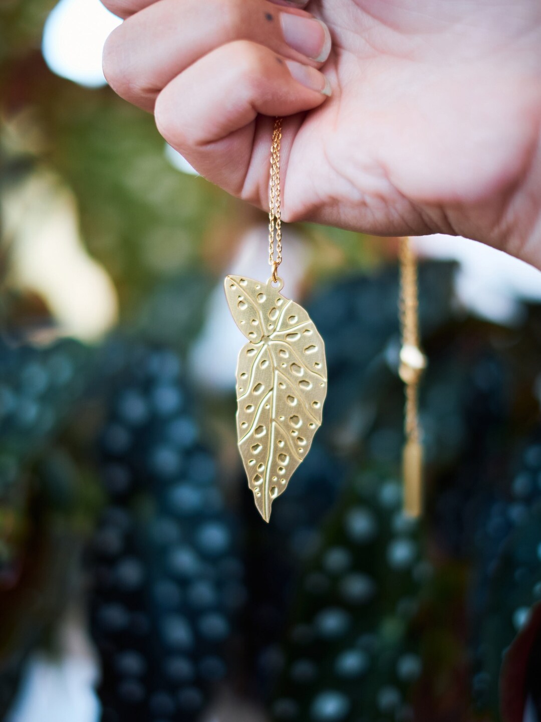 Polka Dot Begonia Leaf Necklace. Handmade Houseplant Jewelry. - Etsy