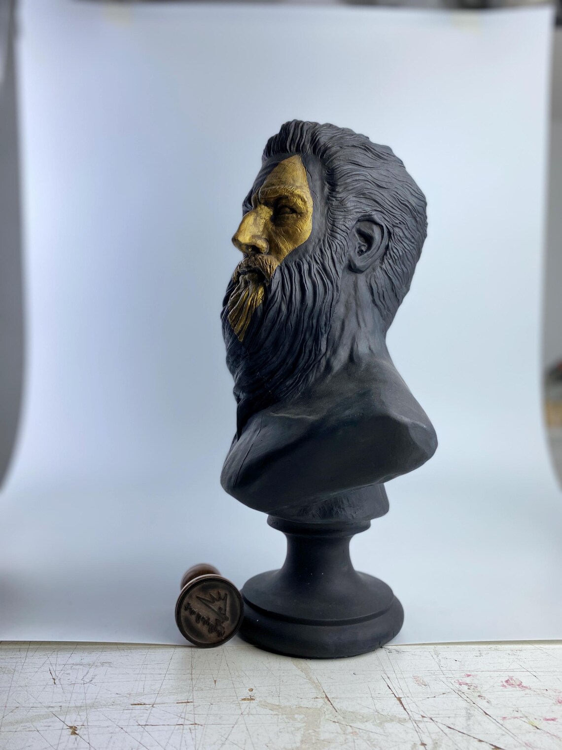 Poseidon Pop Art Sculpture, Poseidon Gold Scar Sculpture Decor, Black ...