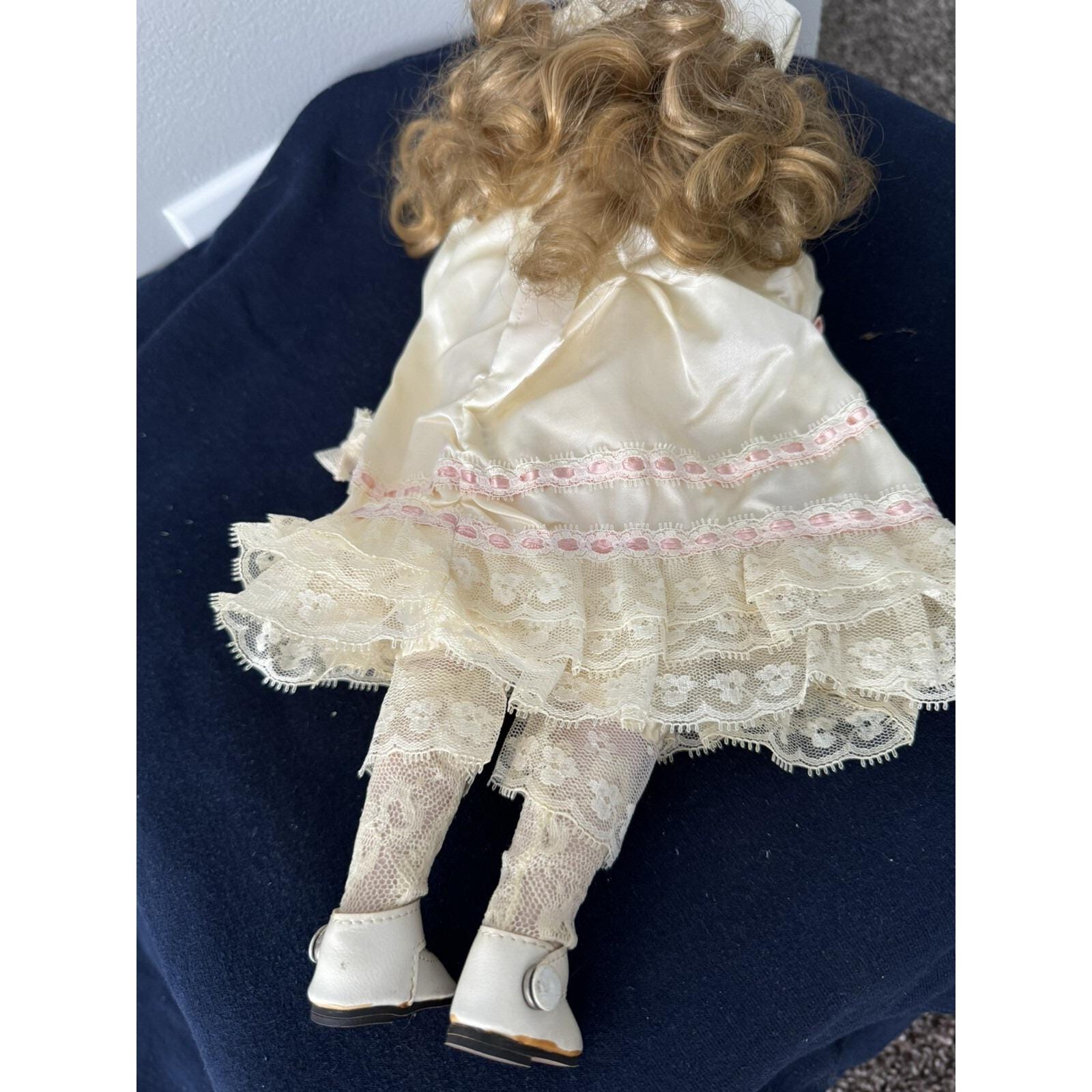 Regal Doll Collection Porcelain 16" Doll in Victorian Lace Dress No ...