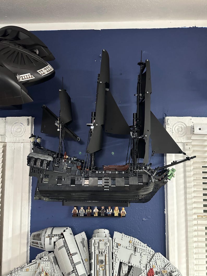 Wall Mount Display for Lego Pirates of the Caribbean Black Pearl - Etsy