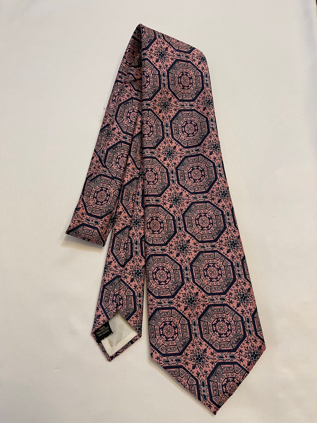 Amazing Looking Tie! Made by Terylene. You Will Get Many Compliments ...