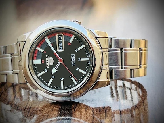 Seiko 5 Automatic 21 Jewels Black Racer Dial, 7S26-02… - Gem