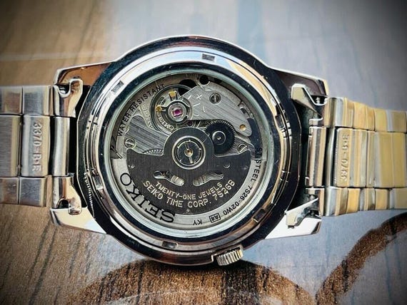 Seiko 5 Automatic 21 Jewels Black Racer Dial, 7S26-02… - Gem