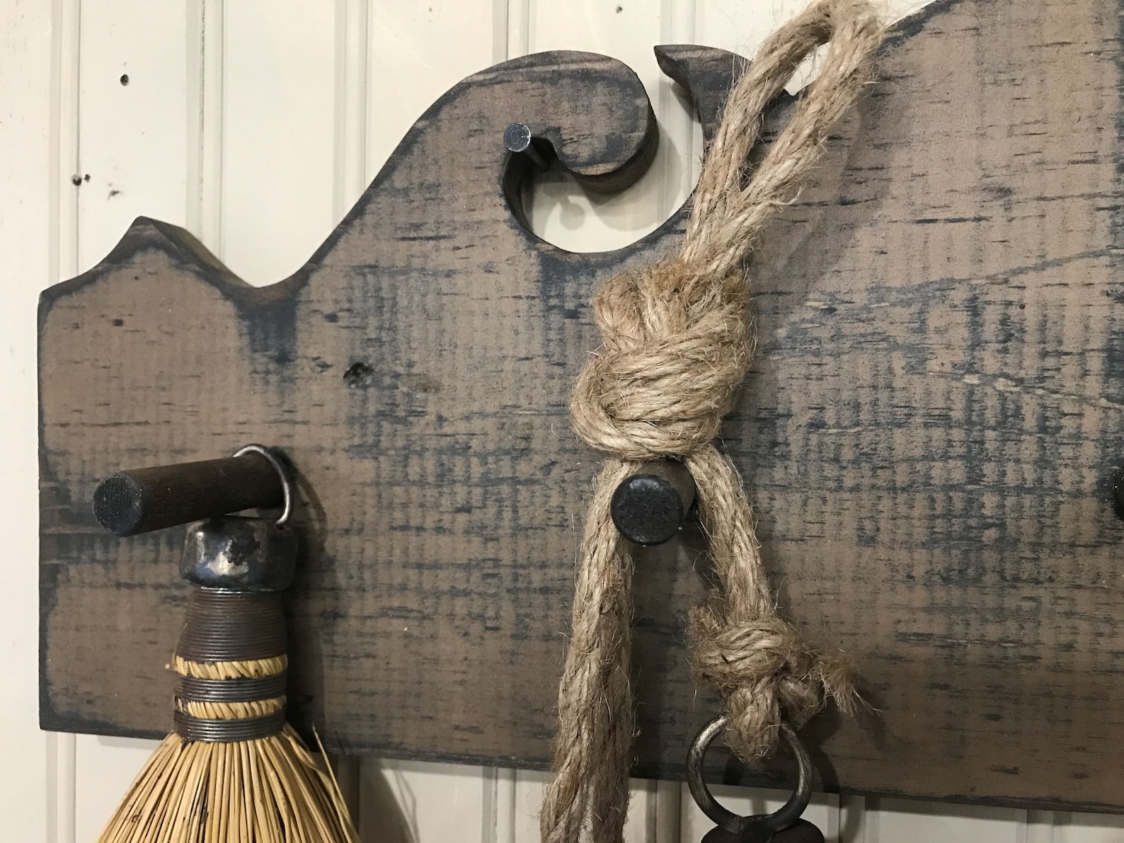 Colonial Shaker 5 Peg Rack Primitive - Wax Finish - 21"w X 7 1/4" T - Etsy