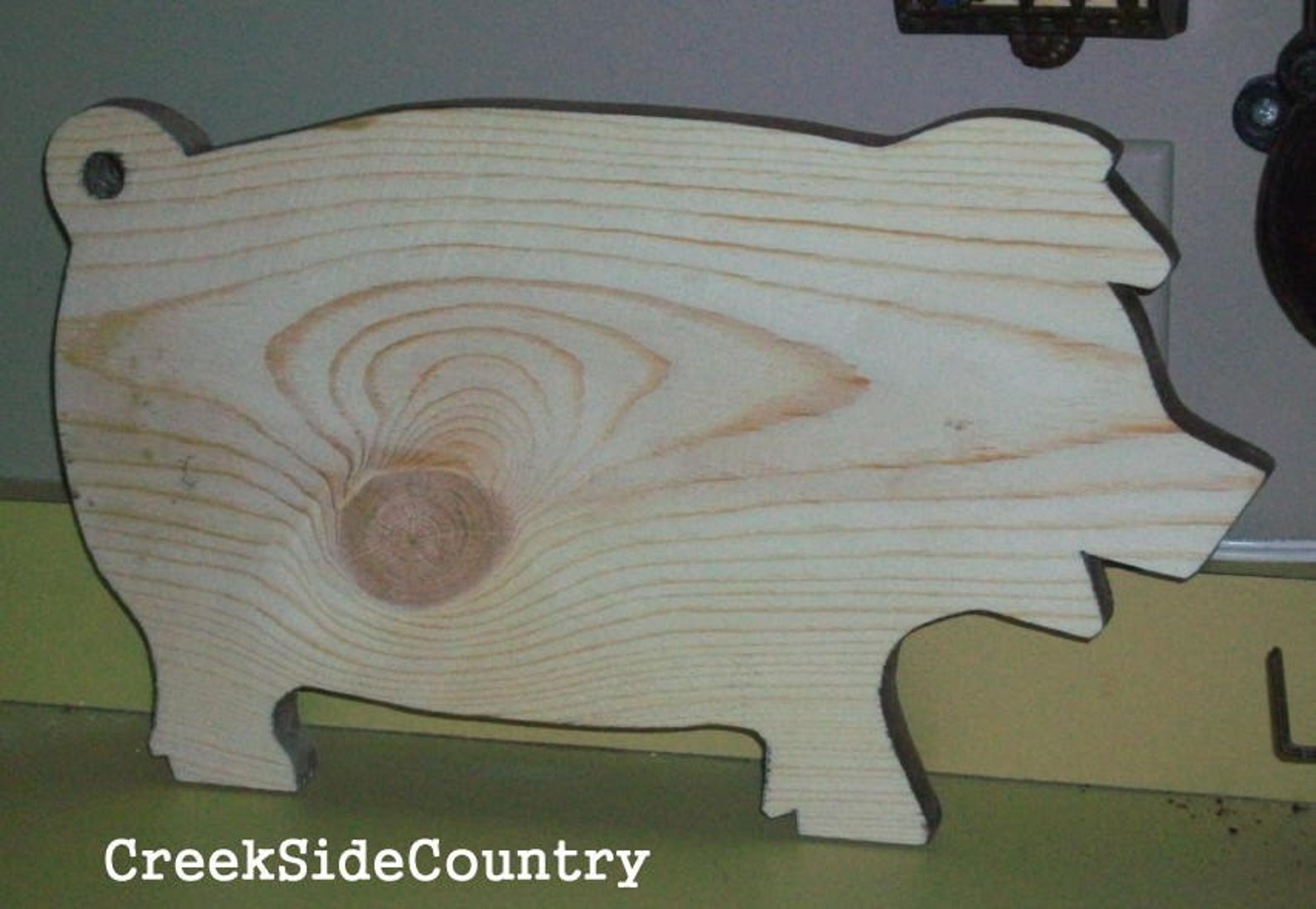 Primitive Grungy Wood Pig Cutting Bread Board - AW - Etsy