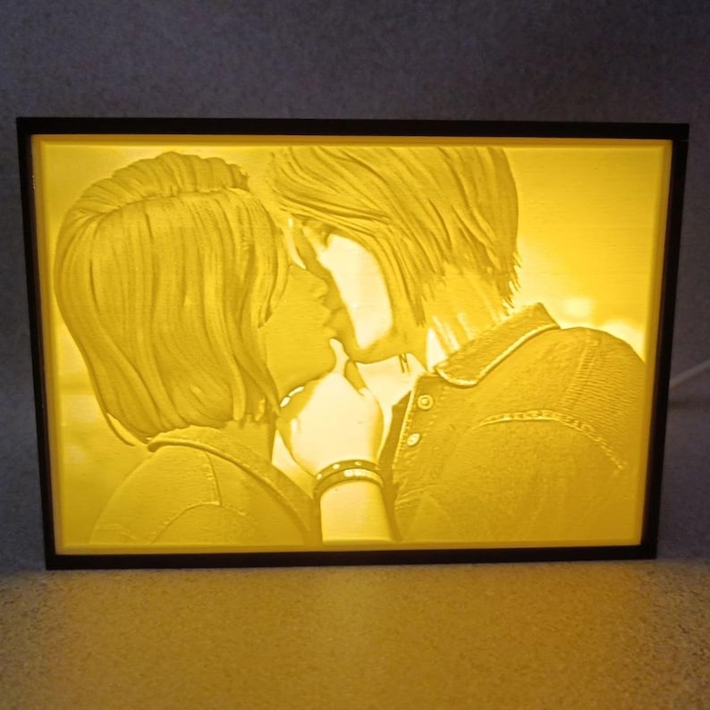 Life is Strange Reunion Lithophane Lampe – Max und Chloe Kuss-Szene ...