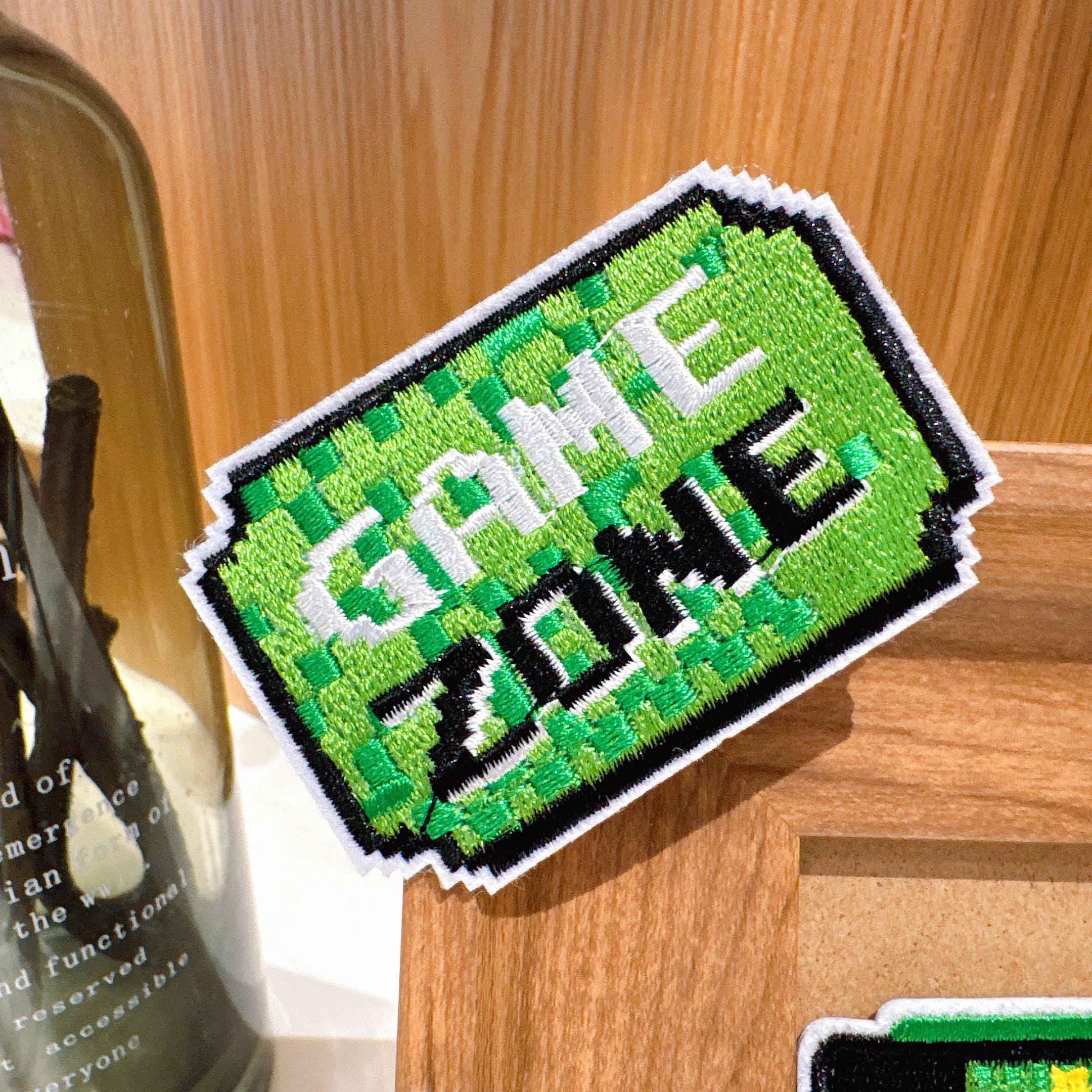 Mini Handmade Embroidery Game Console, DIY Clothes Patch Embroidery ...