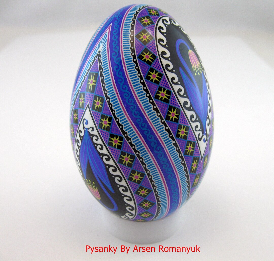 Pysanky Eggs. Ukrainian Pysanka Easter Eggs. Hand Painted Goose Egg ...