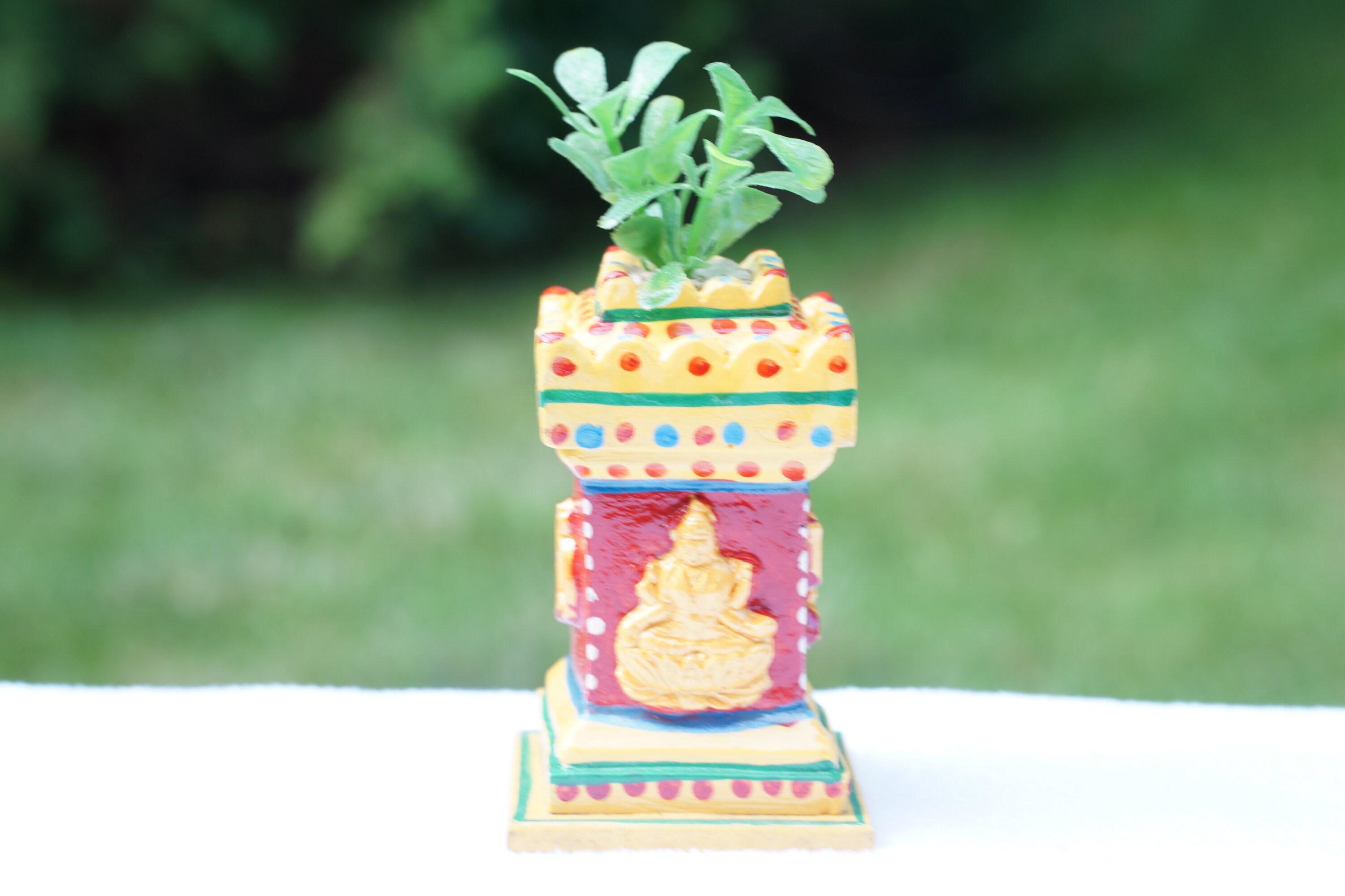 Tulasi Kota Show Piece Holy Basil Decoration Navaratri Golu Dolls ...