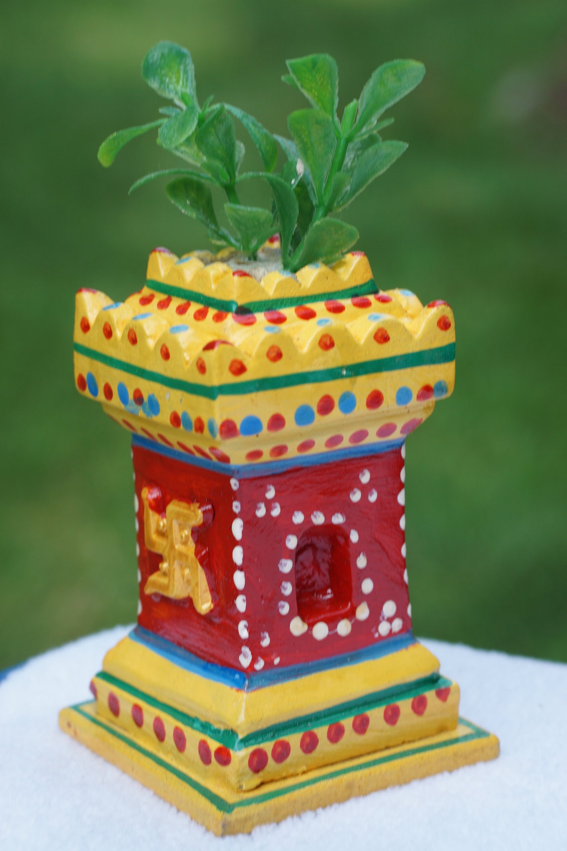 Tulasi Kota Show Piece Holy Basil Decoration Navaratri Golu Dolls ...