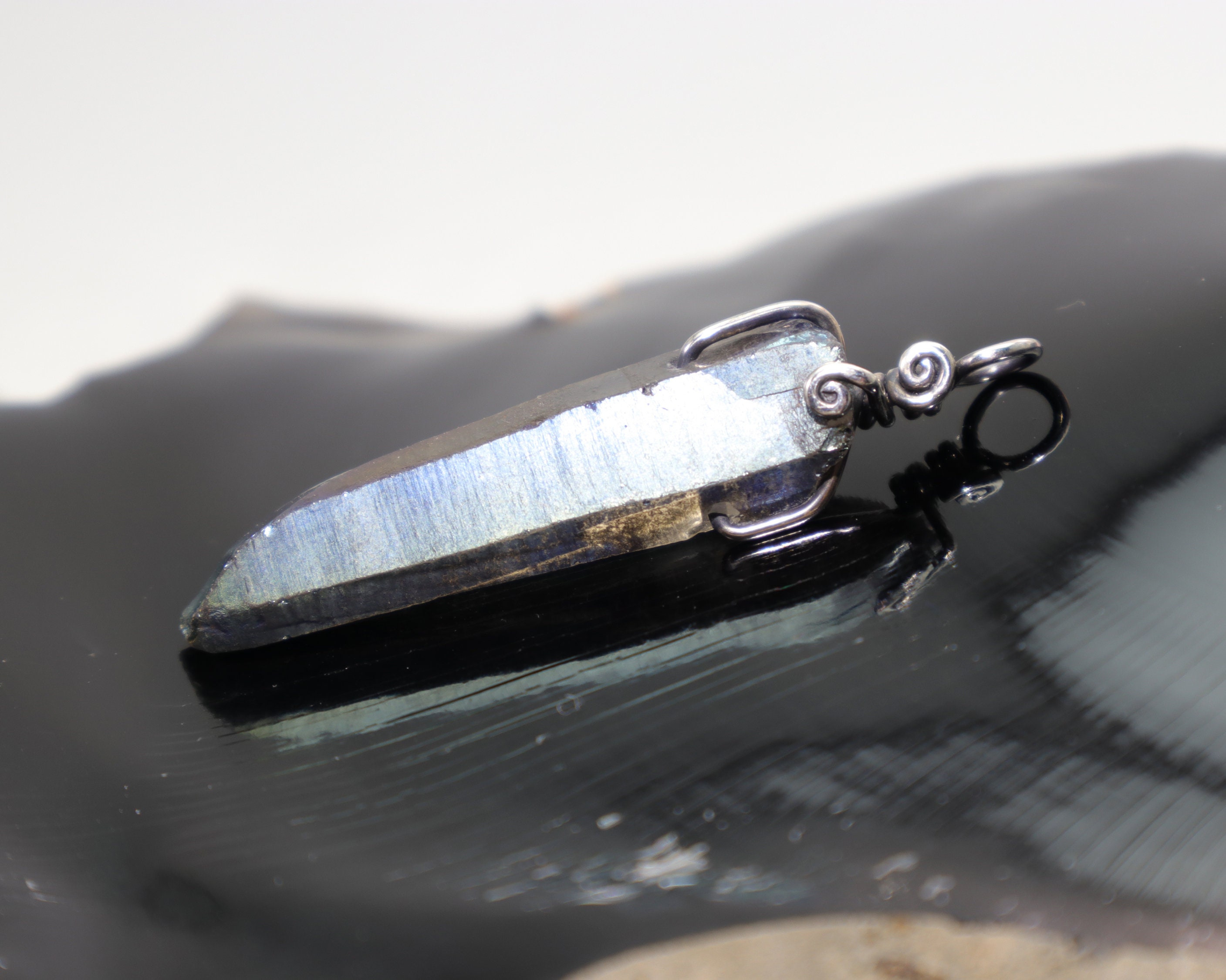 Blue Flame Aura Quartz Crystal Silver Pendant: Titanium Aura W/ Niobium ...